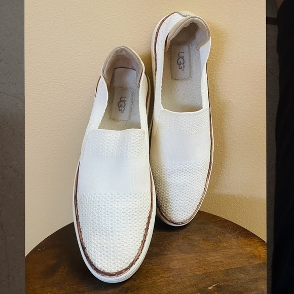 UGG | Shoes | Ugg 85 Unisex Leather Heavy Knit Top Sider Sneaker | Poshmark